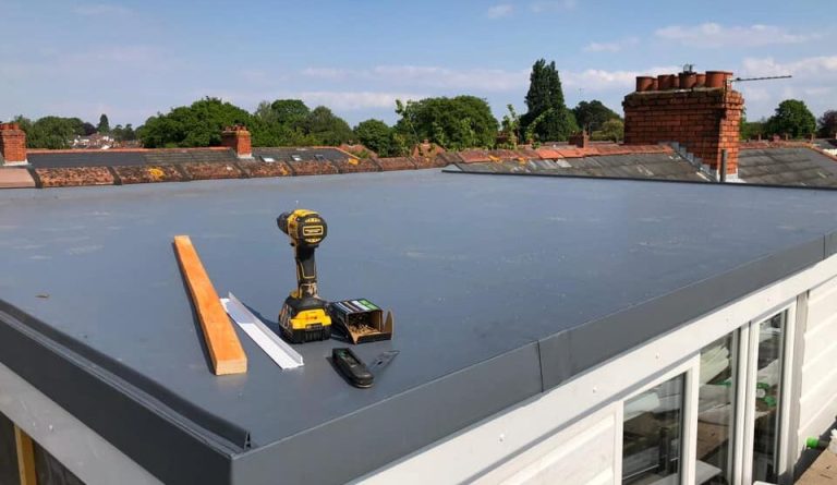 What Is the Process for Liquid Waterproofing Flat Roofs? - Supreme Roof ...